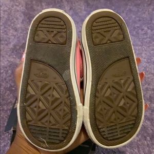 Converse | Shoes | Custom Peppa Pig Converse With Swavarski Crystals ...